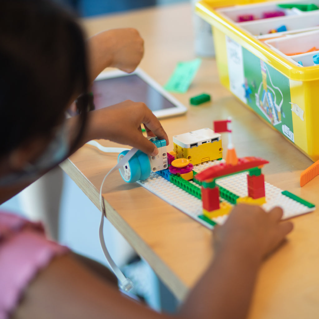 Junior Robotics – H-FARM Summer Academy